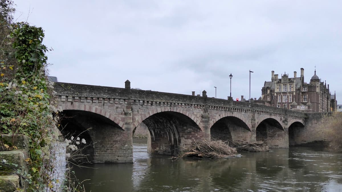 Monmouth's Wye Bridge set to close over five nights for investigation ...