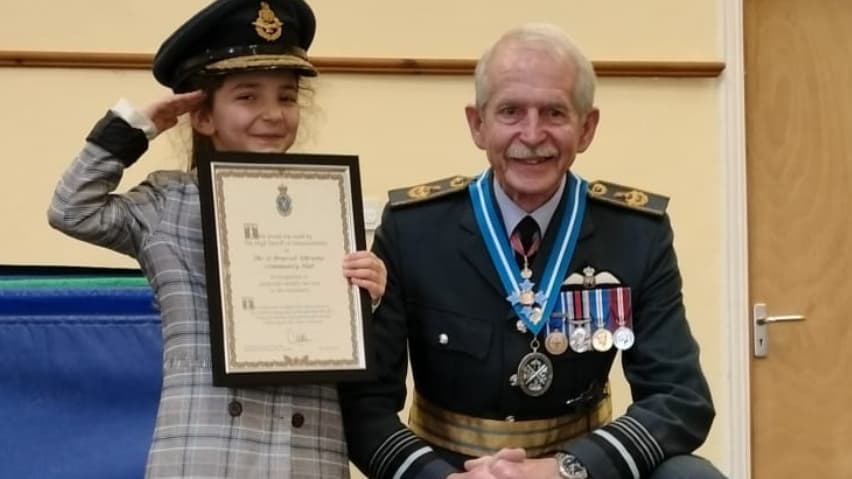 Sir Dusty makes top county award for war relief group | theforester.co.uk