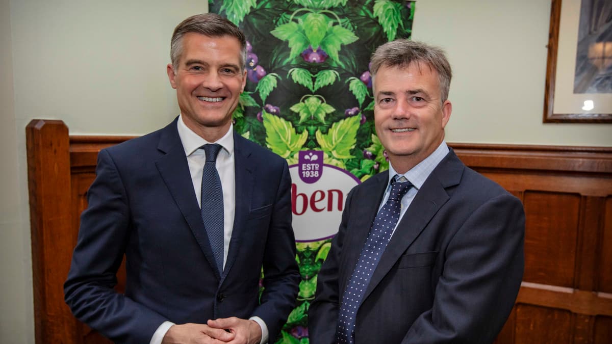 Newent fruit grower Edward Keene and Forest MP Mark Harper head to ...