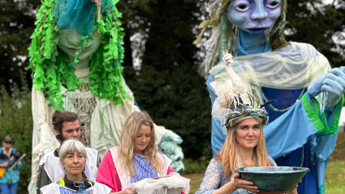 A Fine Kettle of Fish...exhibition opens at Newnham | theforester.co.uk