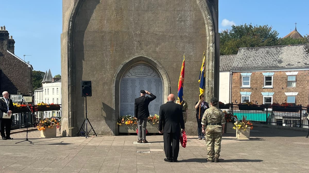 Coleford commemorates 80th anniversary of VJ Day at Clocktower ceremony ...
